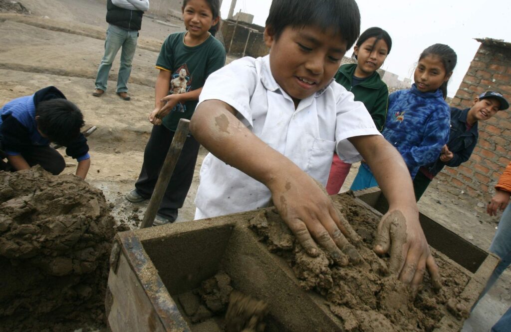 Conoce como puedes colaborar para terminar con el trabajo infantil ...